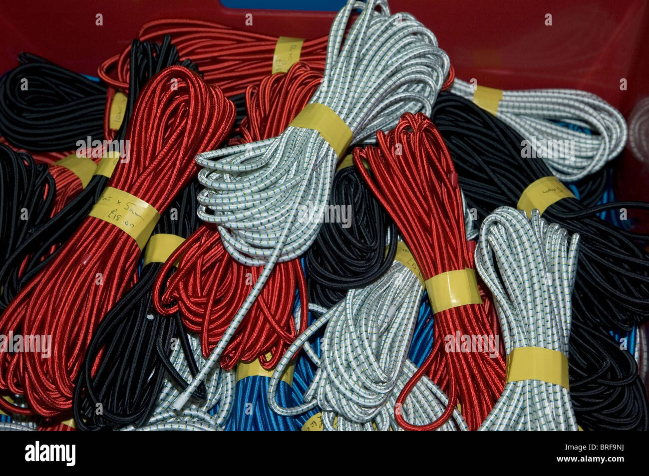 Ropes sheets hi-res stock photography and images - Alamy