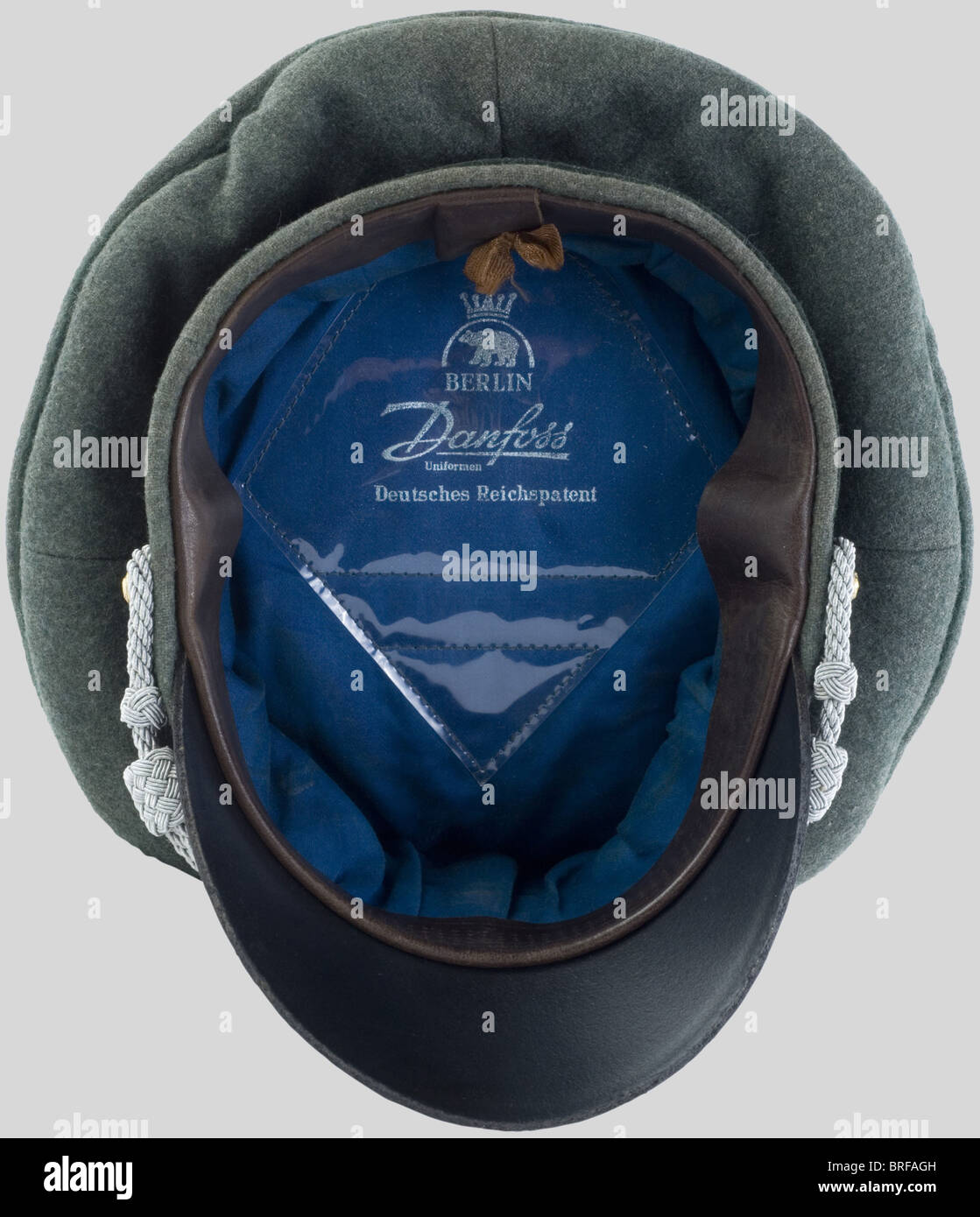 Military uniform marking hi-res stock photography and images - Alamy