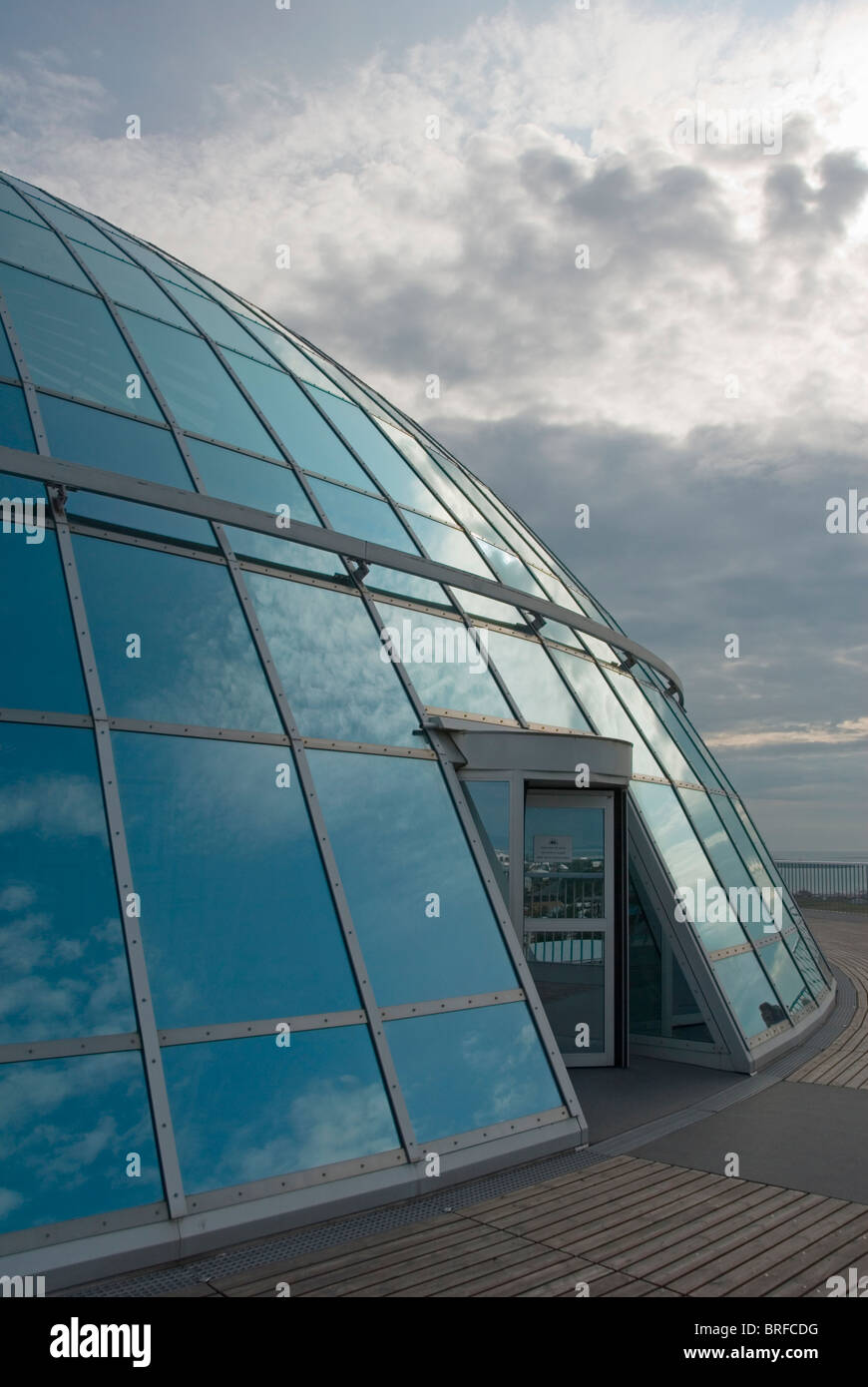 Perlan glass dome hi-res stock photography and images - Alamy