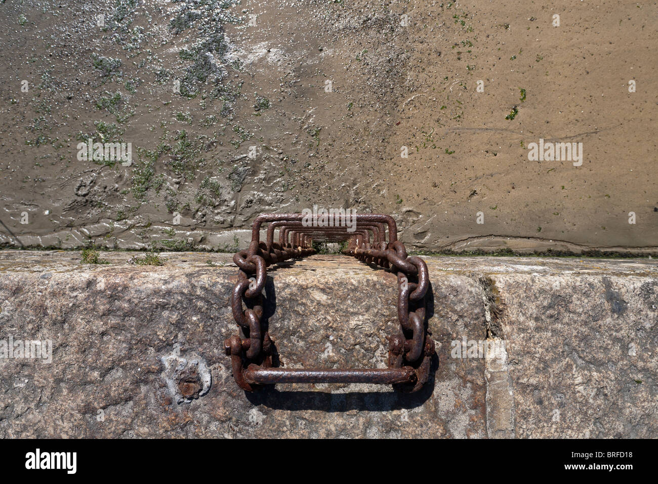 Attached ladder hi-res stock photography and images - Alamy