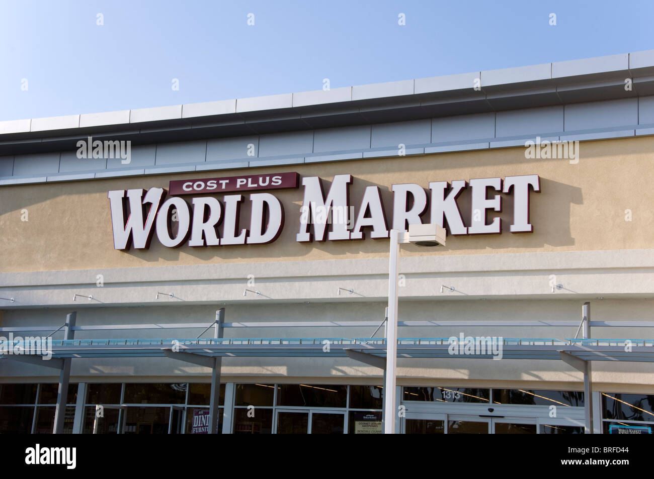 World market hi-res stock photography and images - Alamy