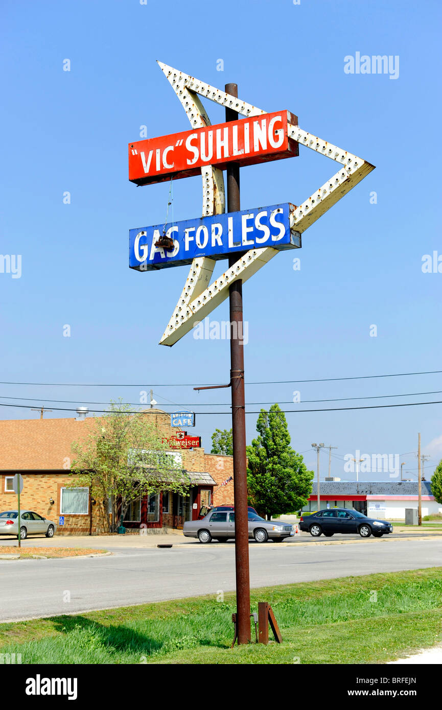 Road sign highway gas hi-res stock photography and images - Alamy