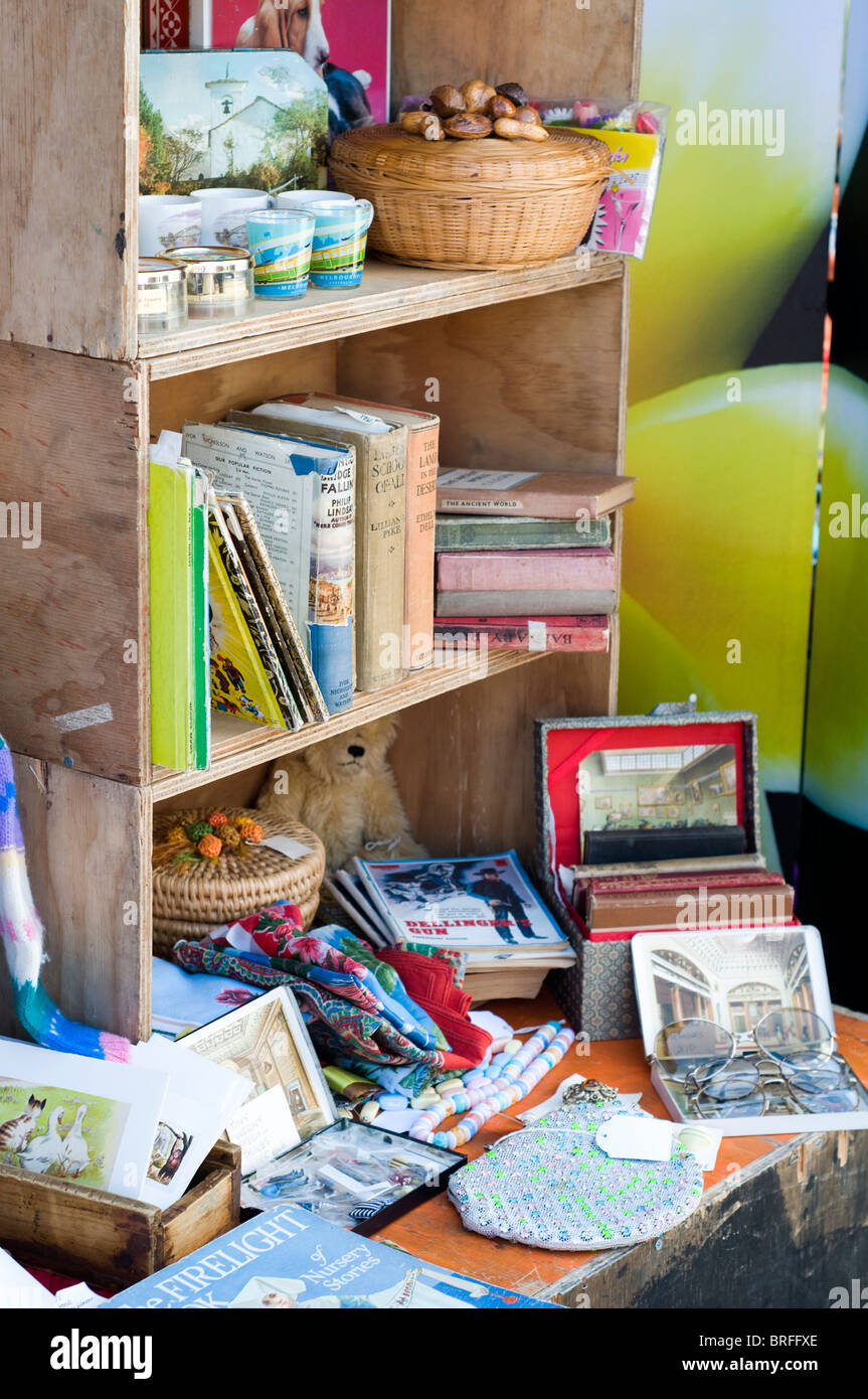 rose street sunday craft market Fitzroy, Australia Stock Photo - Alamy