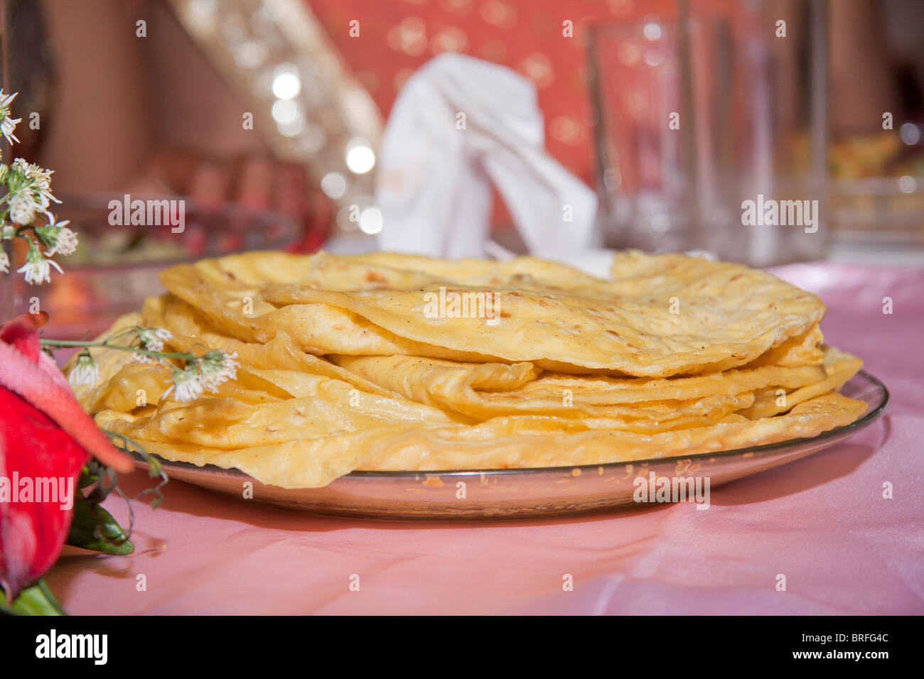 Indian flat bread hi-res stock photography and images - Alamy