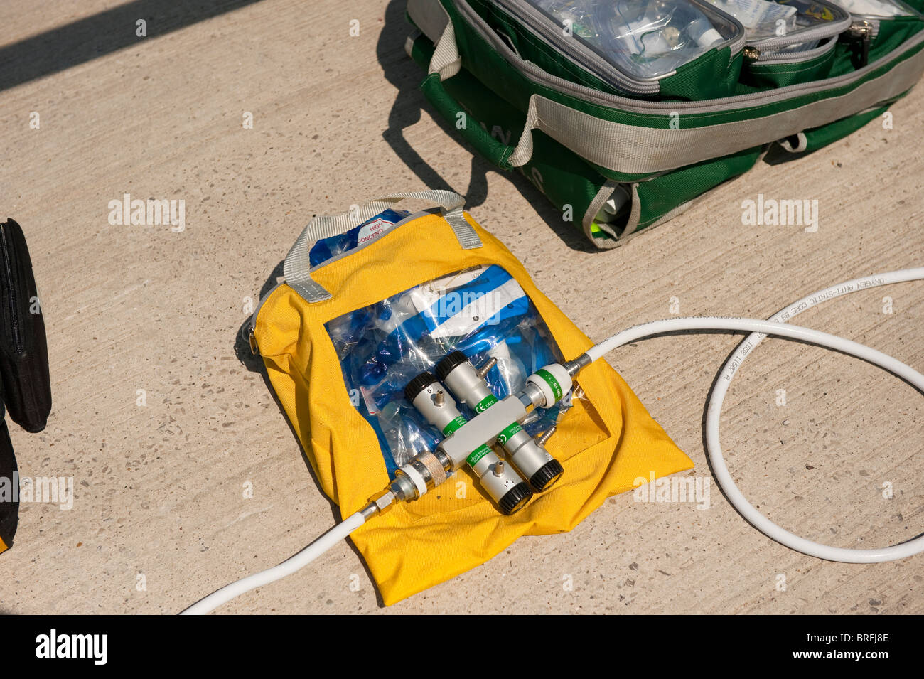 Paramedic bulk oxygen supply for mass casualties Stock Photo - Alamy