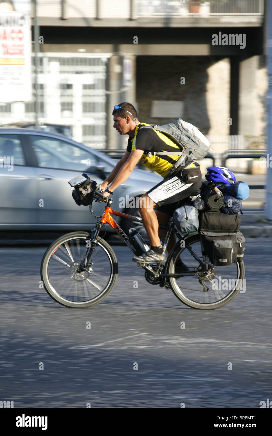 Loaded touring bike hi-res stock photography and images - Alamy