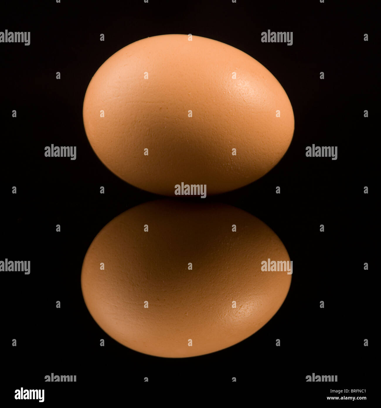 Mirror eggs hi-res stock photography and images - Alamy