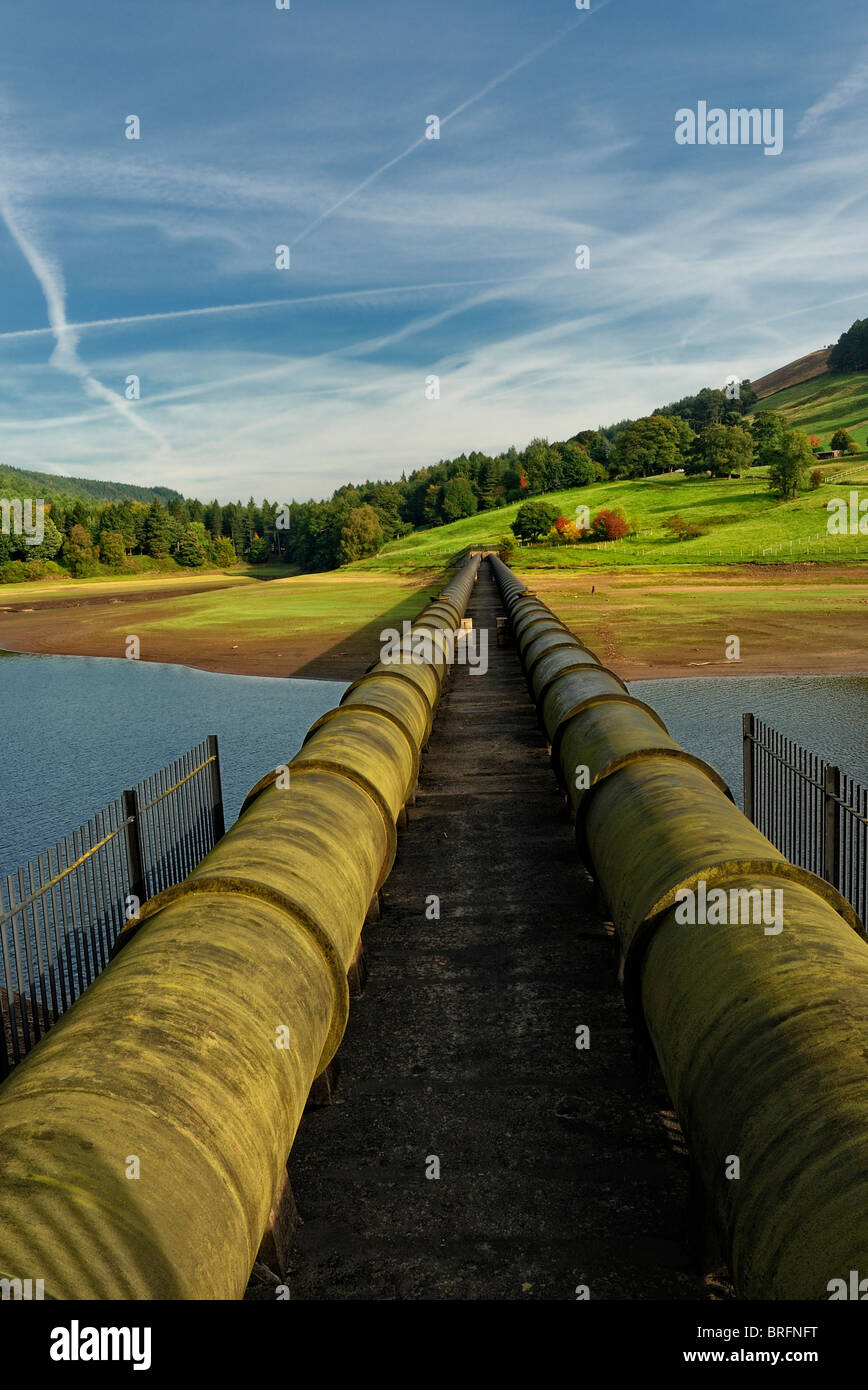 aqueduct across ladybower dam Derbyshire england uk Stock Photo - Alamy