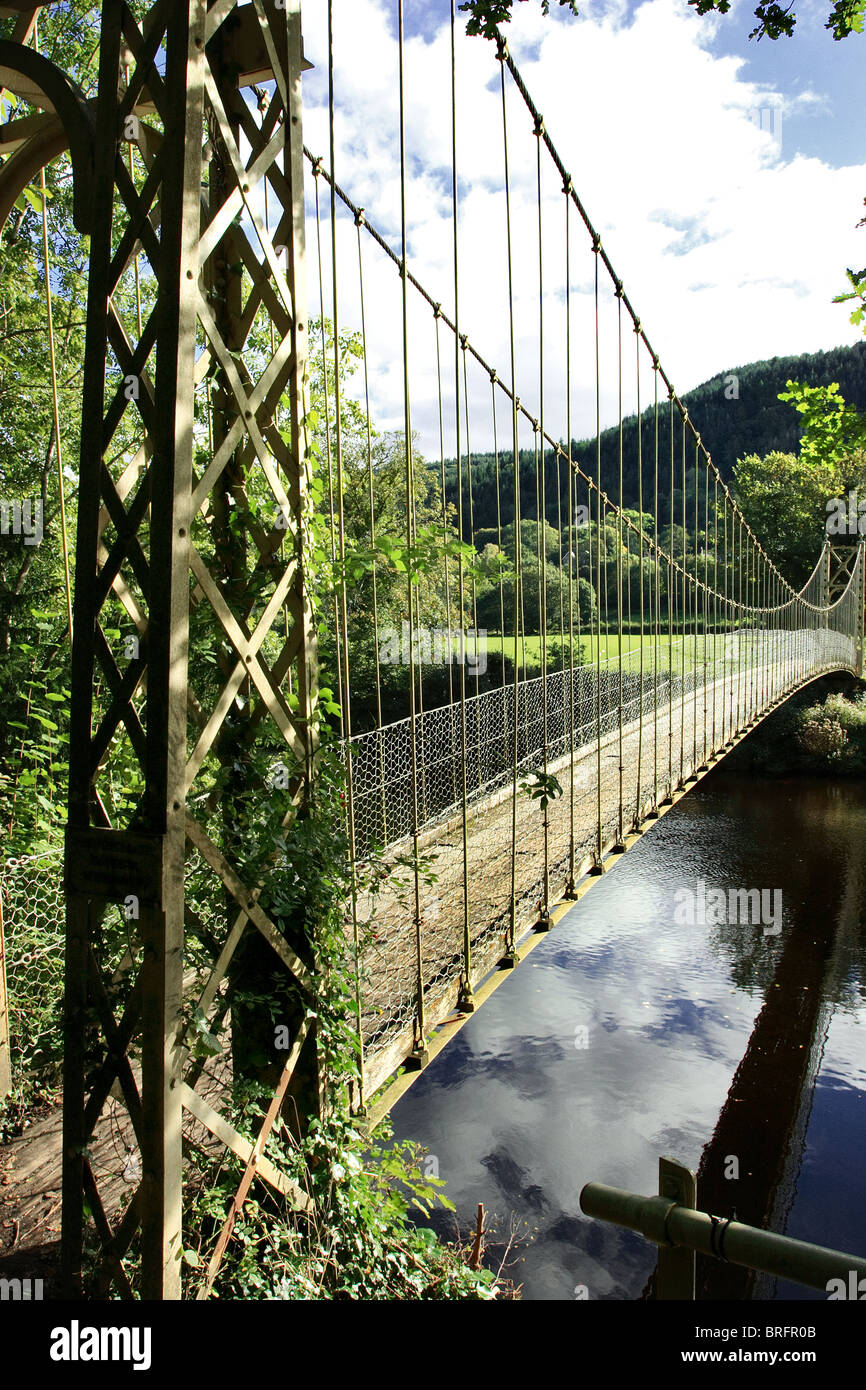 Betws y coed suspension bridge hi-res stock photography and images - Alamy