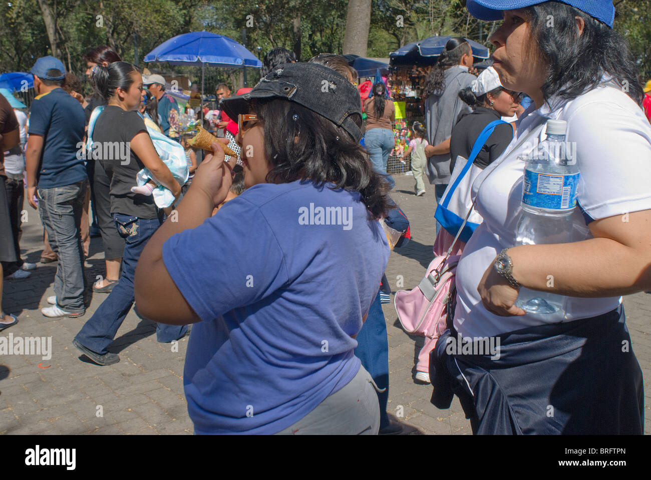 Chapultepec Park in Mexico City on a Sunday afternoon is full of stands ...