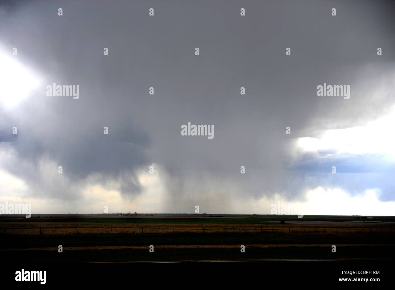 Texas landmark rain hi-res stock photography and images - Alamy