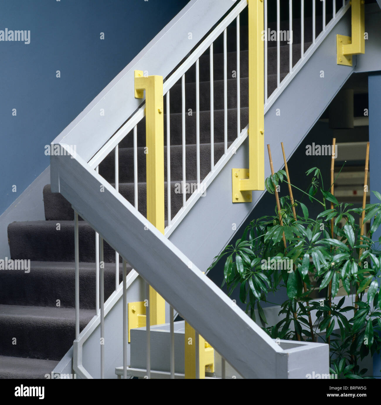 Staircase supports hi-res stock photography and images - Alamy