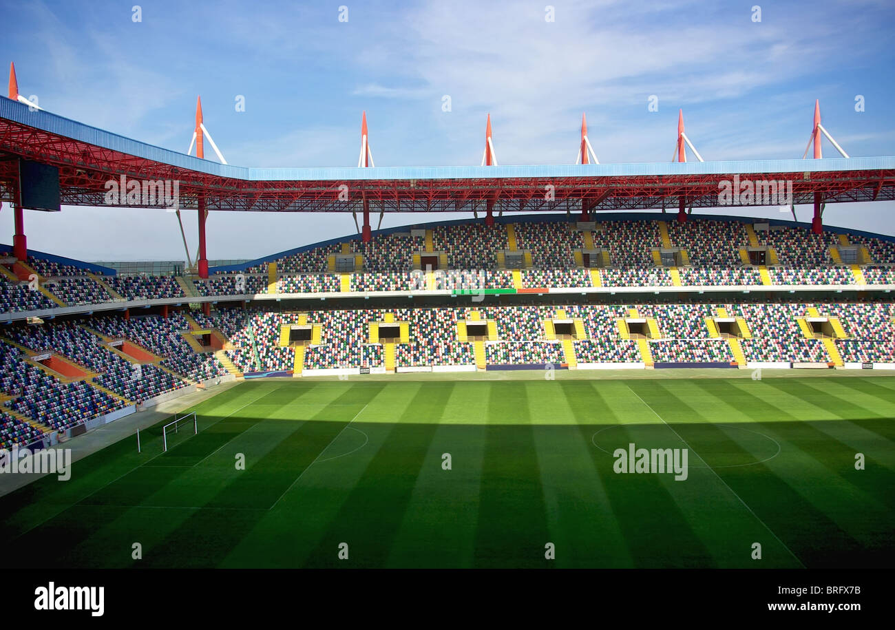 Stadium architecture hi-res stock photography and images - Alamy