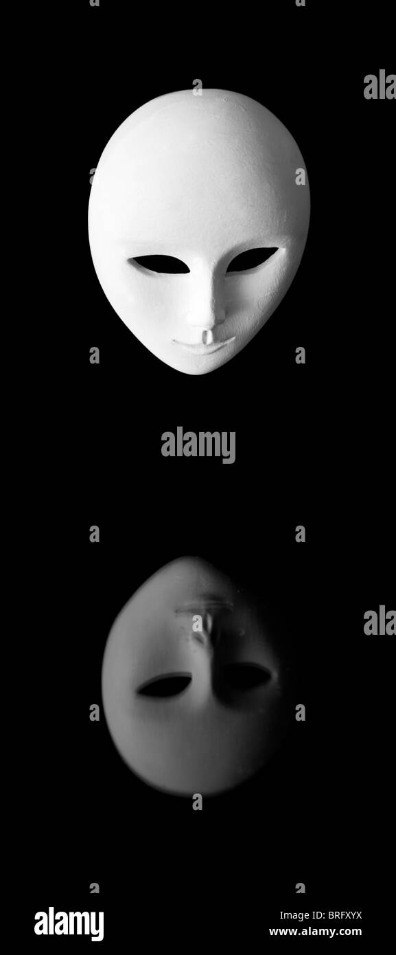 White venetian mask hi-res stock photography and images - Alamy