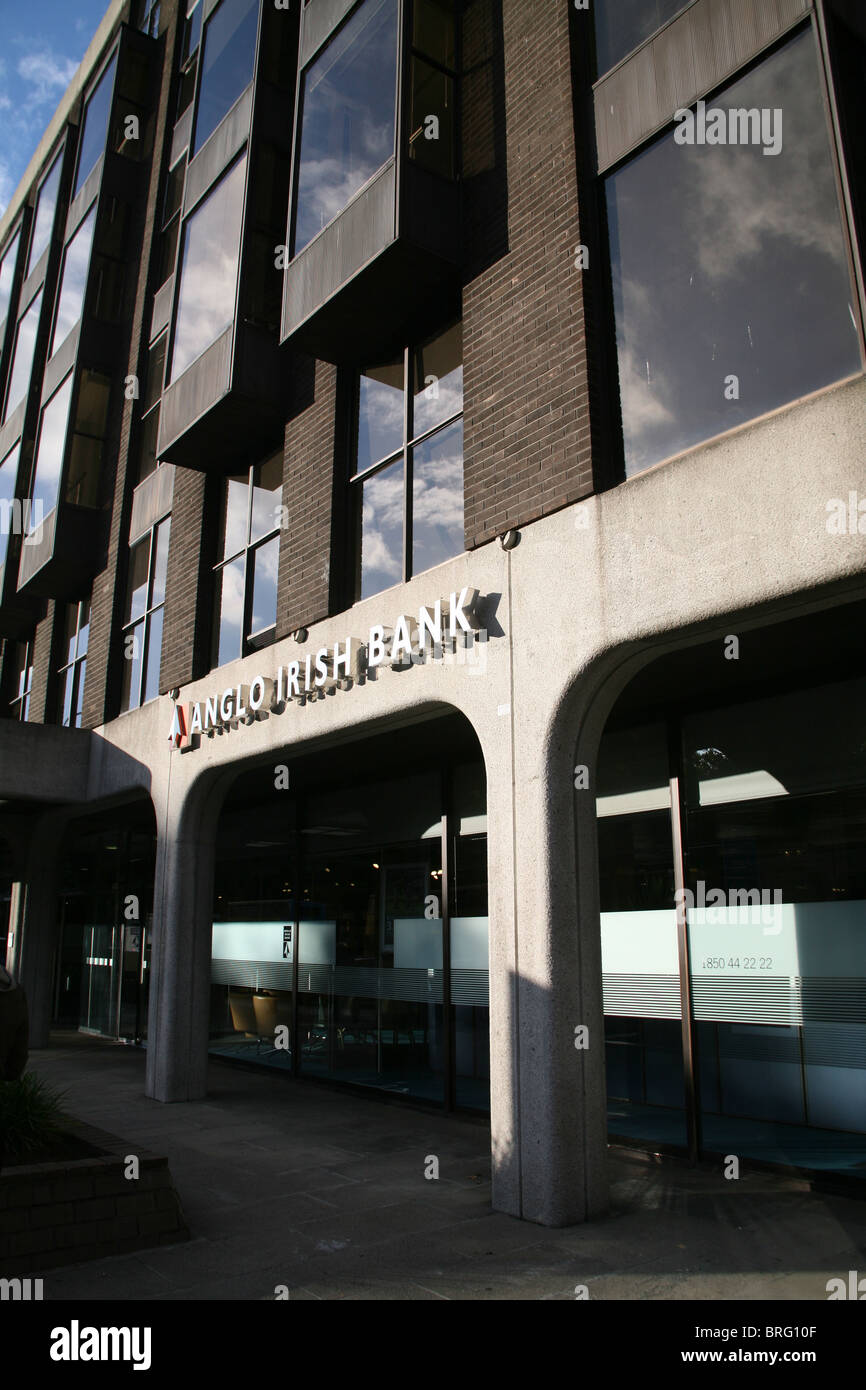 Owned by the irish government hi-res stock photography and images - Alamy