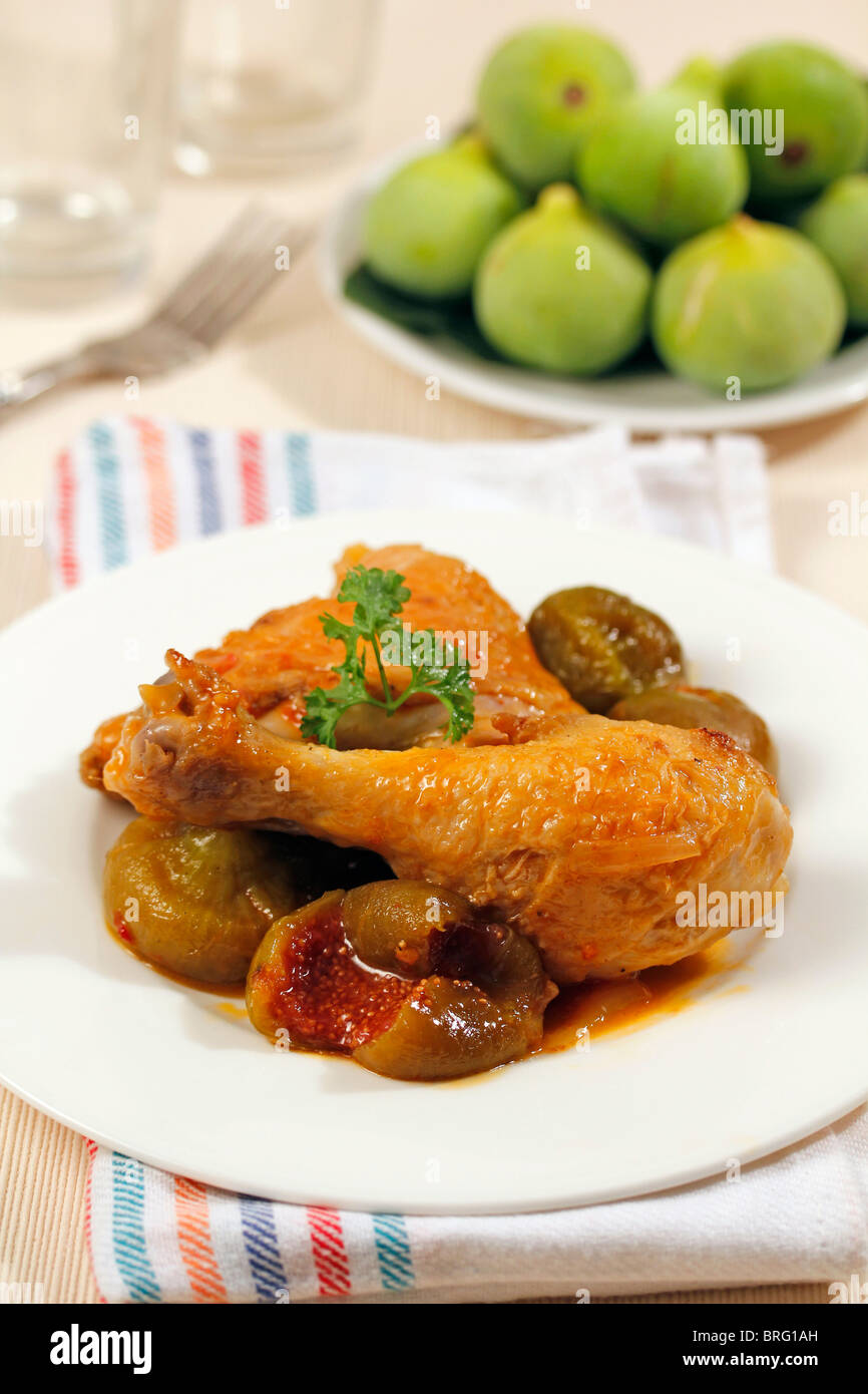 Chicken legs color table hi-res stock photography and images - Alamy