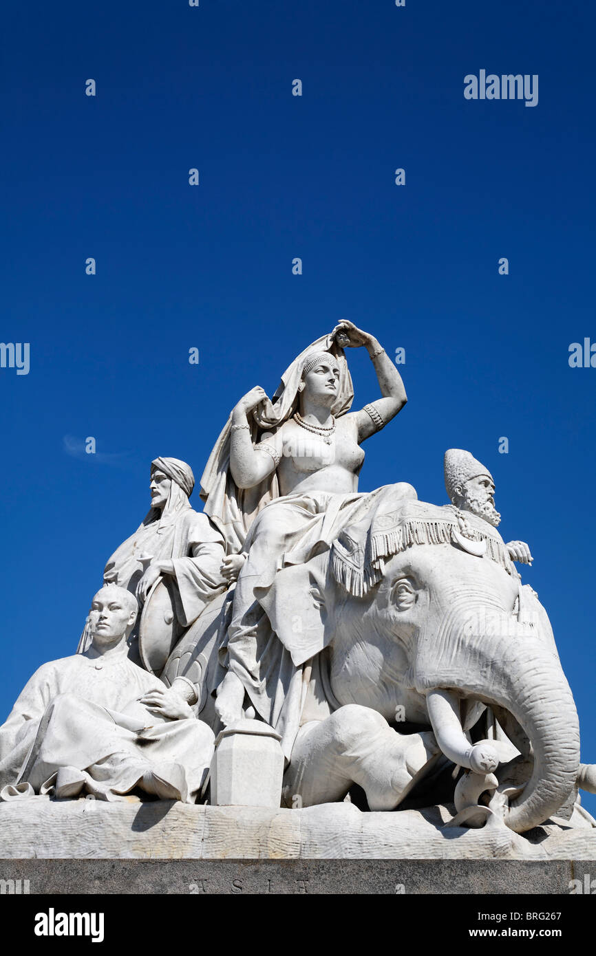 The Asia sculpture by John Henry Foley at the Albert Memorial ...