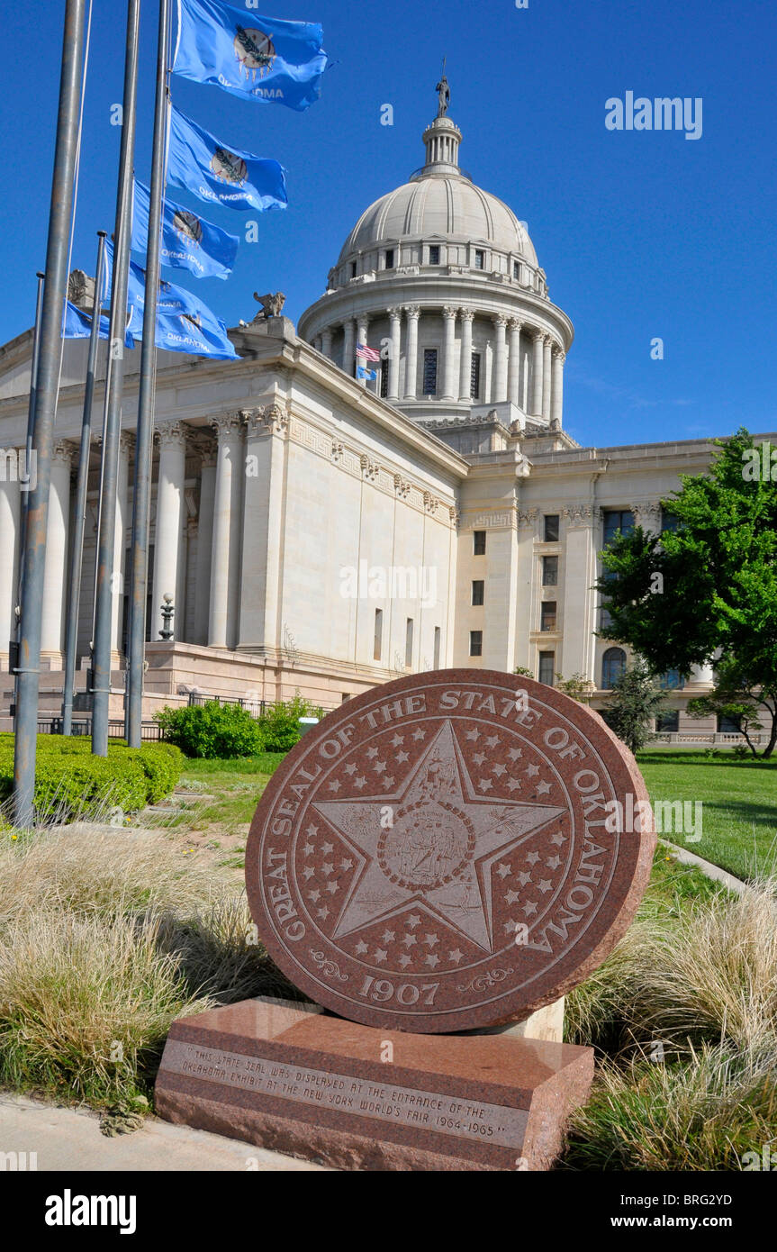 Oklahoma City Capitol Building with Great Seal of the State Stock Photo ...