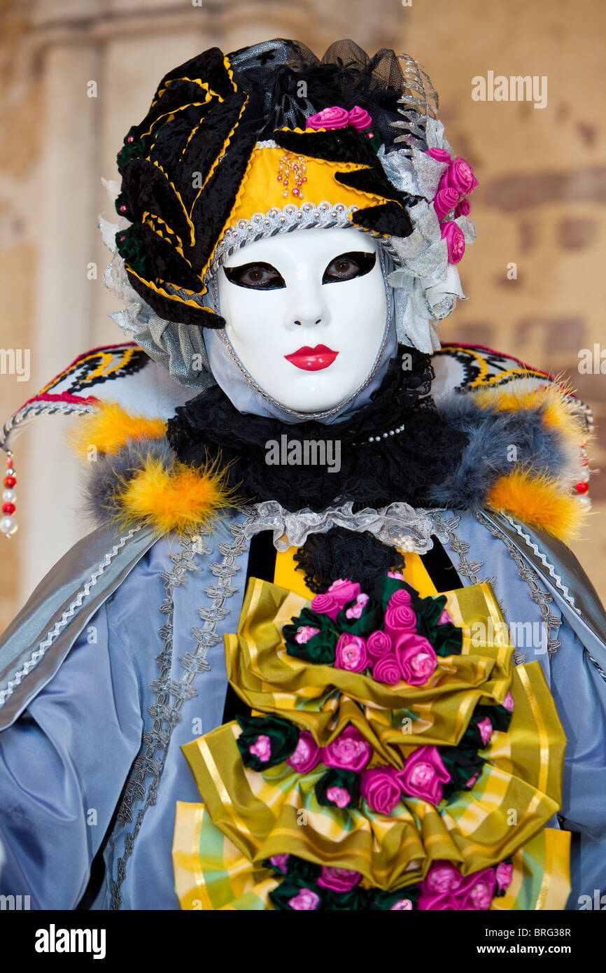 Venice Carnival costume Stock Photo - Alamy