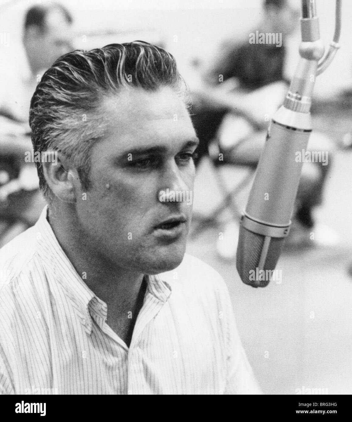 CHARLIE RICH (1932-1995) Promotional photo of US Country singer and ...