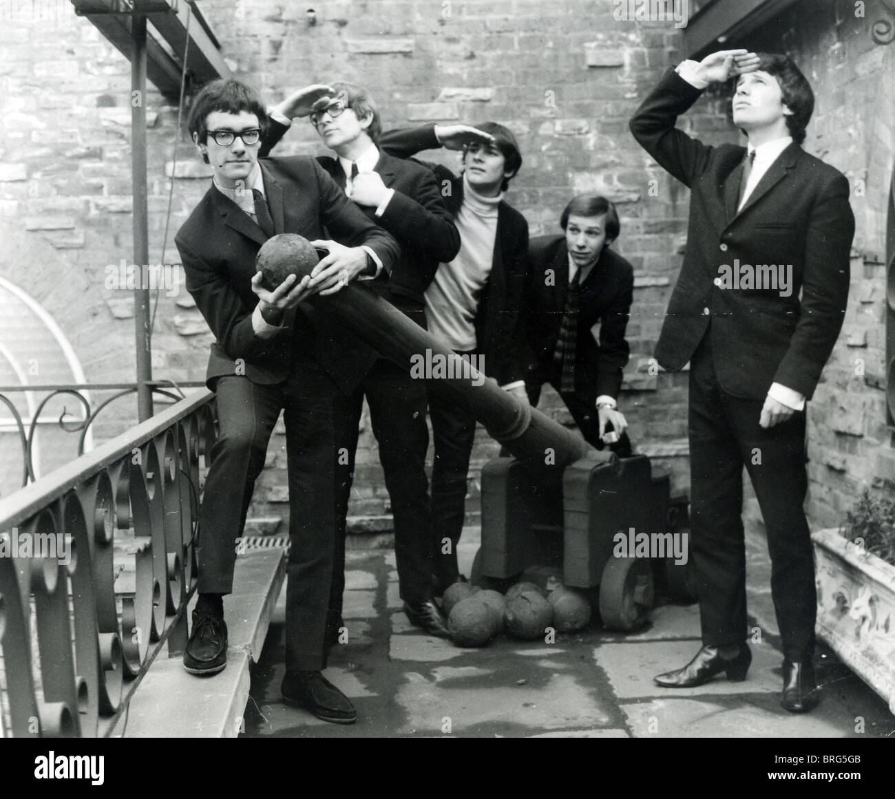 ZOMBIES Promotional photo of UK pop group in 1964 Stock Photo - Alamy