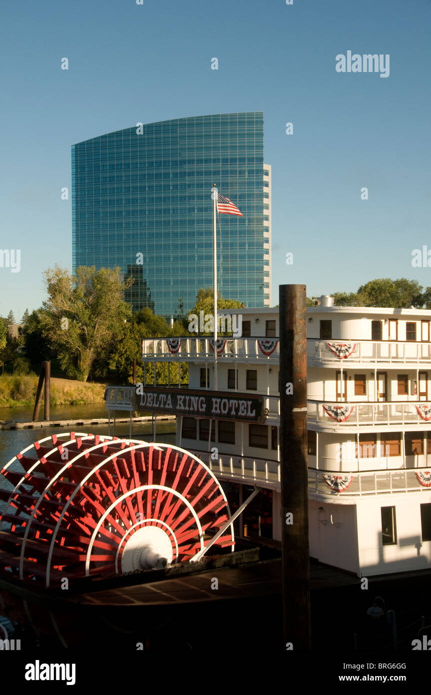 Sternwheeler Ship Stock Photos & Sternwheeler Ship Stock Images - Alamy