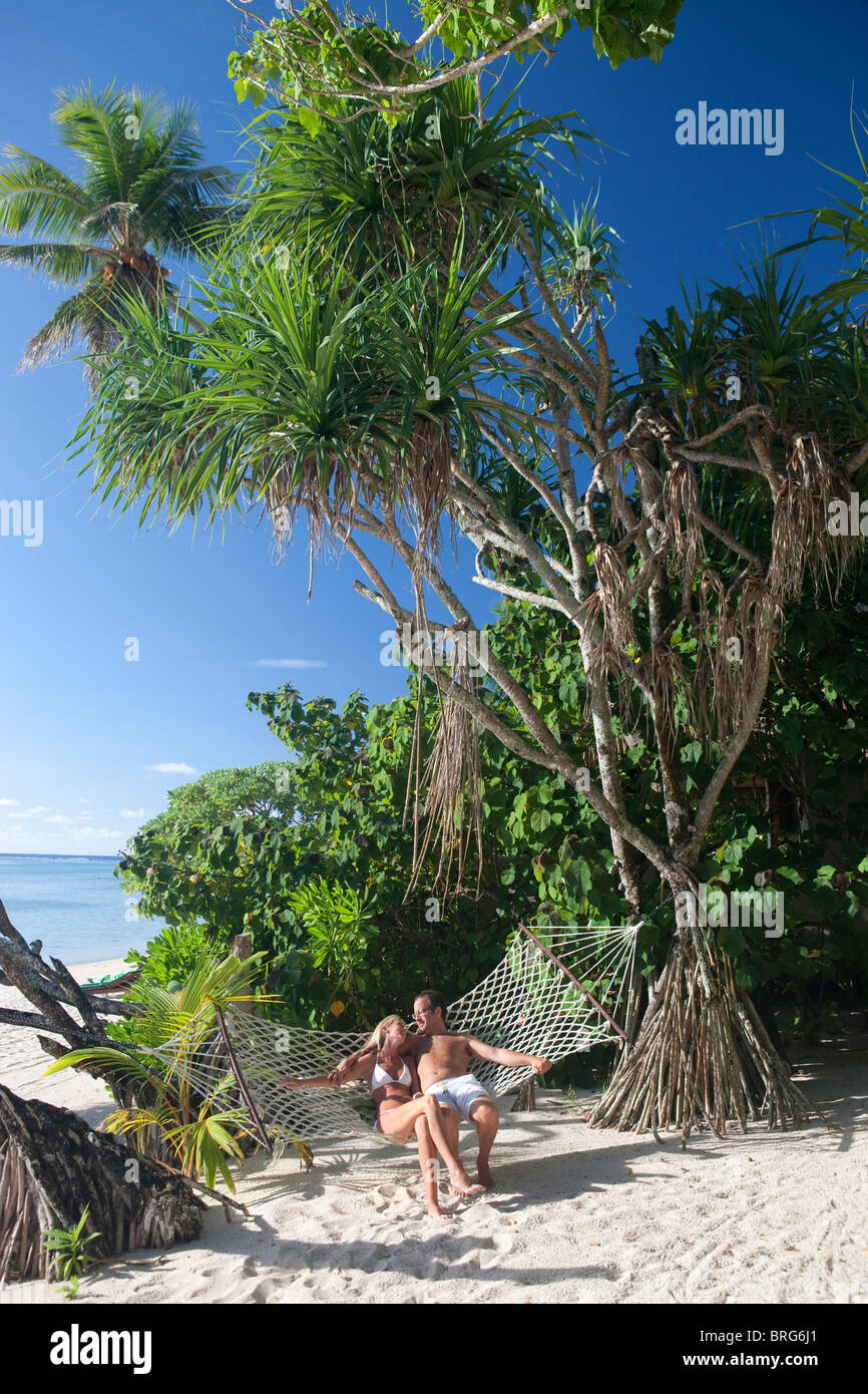 Cook islands couple honeymoon hi-res stock photography and images - Alamy
