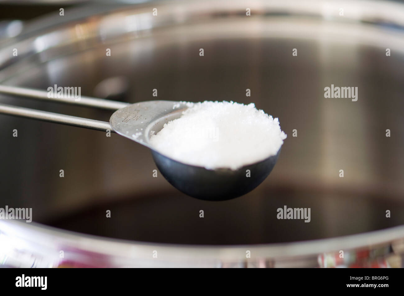 Adding salt food hi-res stock photography and images - Alamy