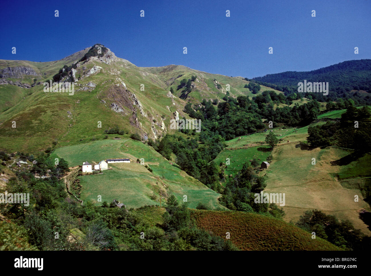 home, house, farm, farmhouse, farmstead, farmland, Pyrenees Mountains ...