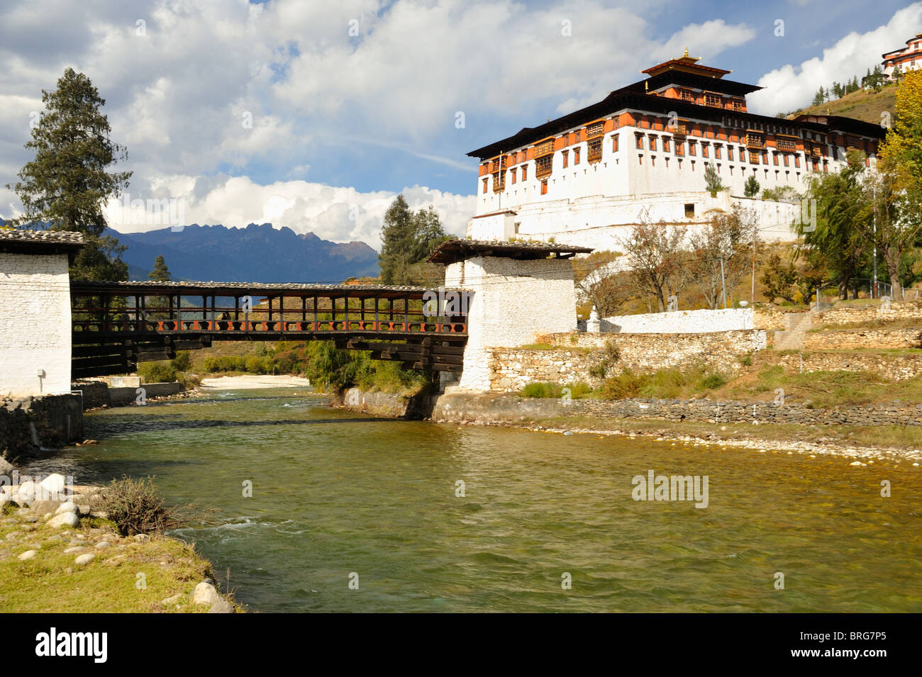 Paro Dzong and bridge, Bhutan Stock Photo - Alamy