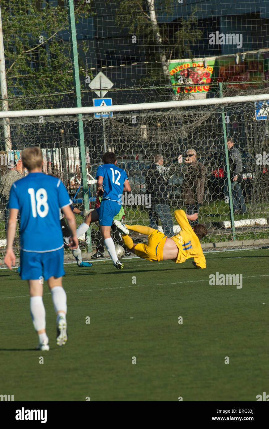 Fighting soccer hi-res stock photography and images - Alamy