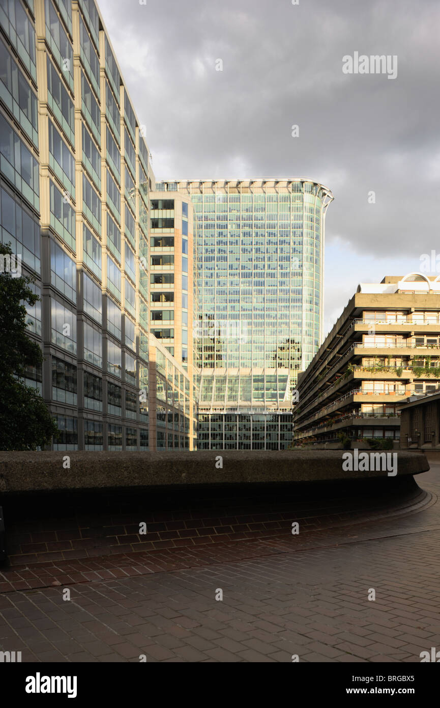 London office blocks hi-res stock photography and images - Alamy