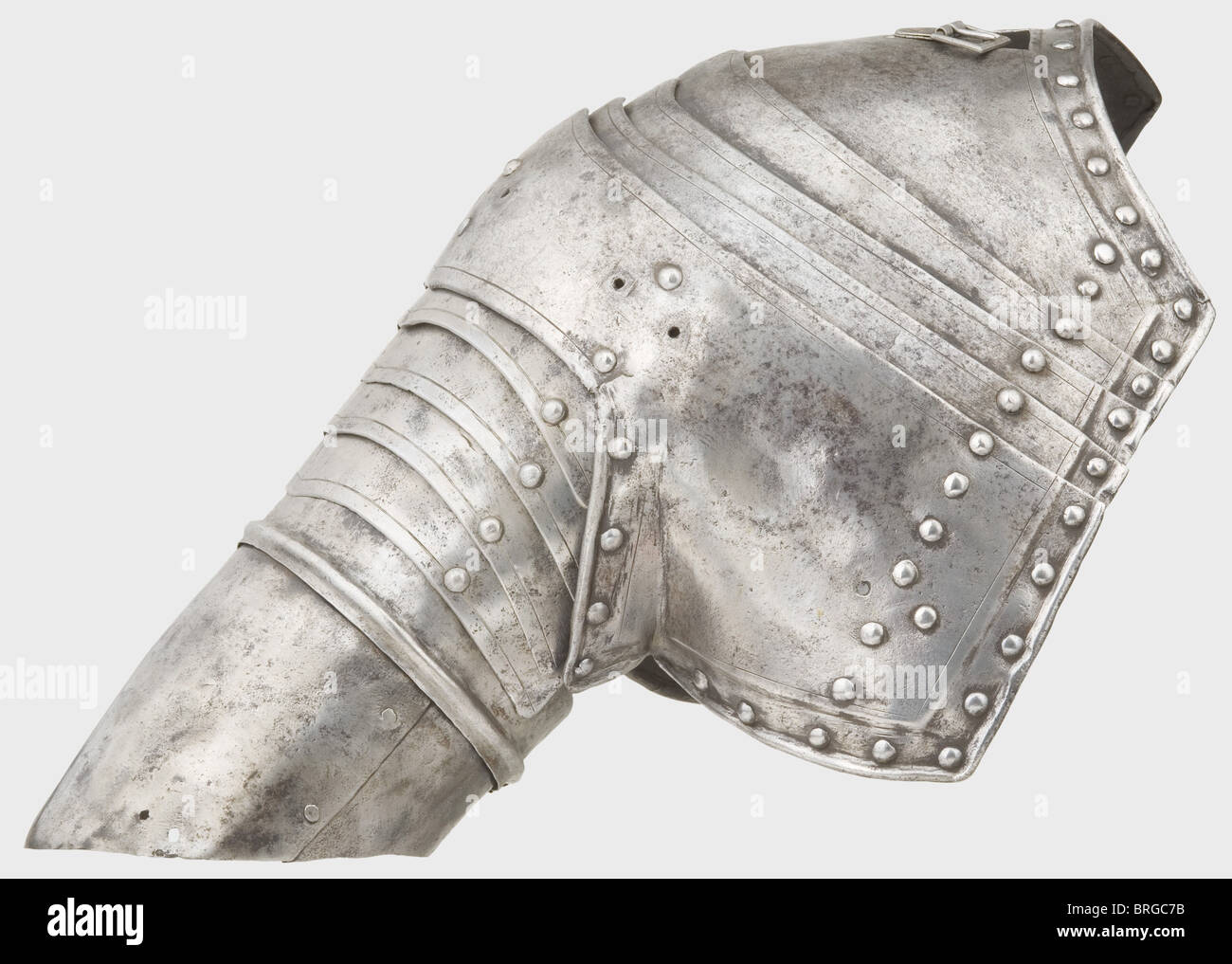 Two German pauldrons, circa 1620 Large, slightly different pauldrons ...