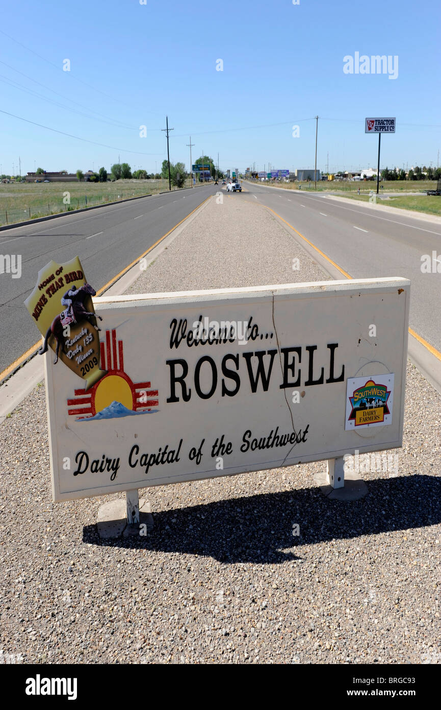 Highway 285 Roswell New Mexico Stock Photo - Alamy