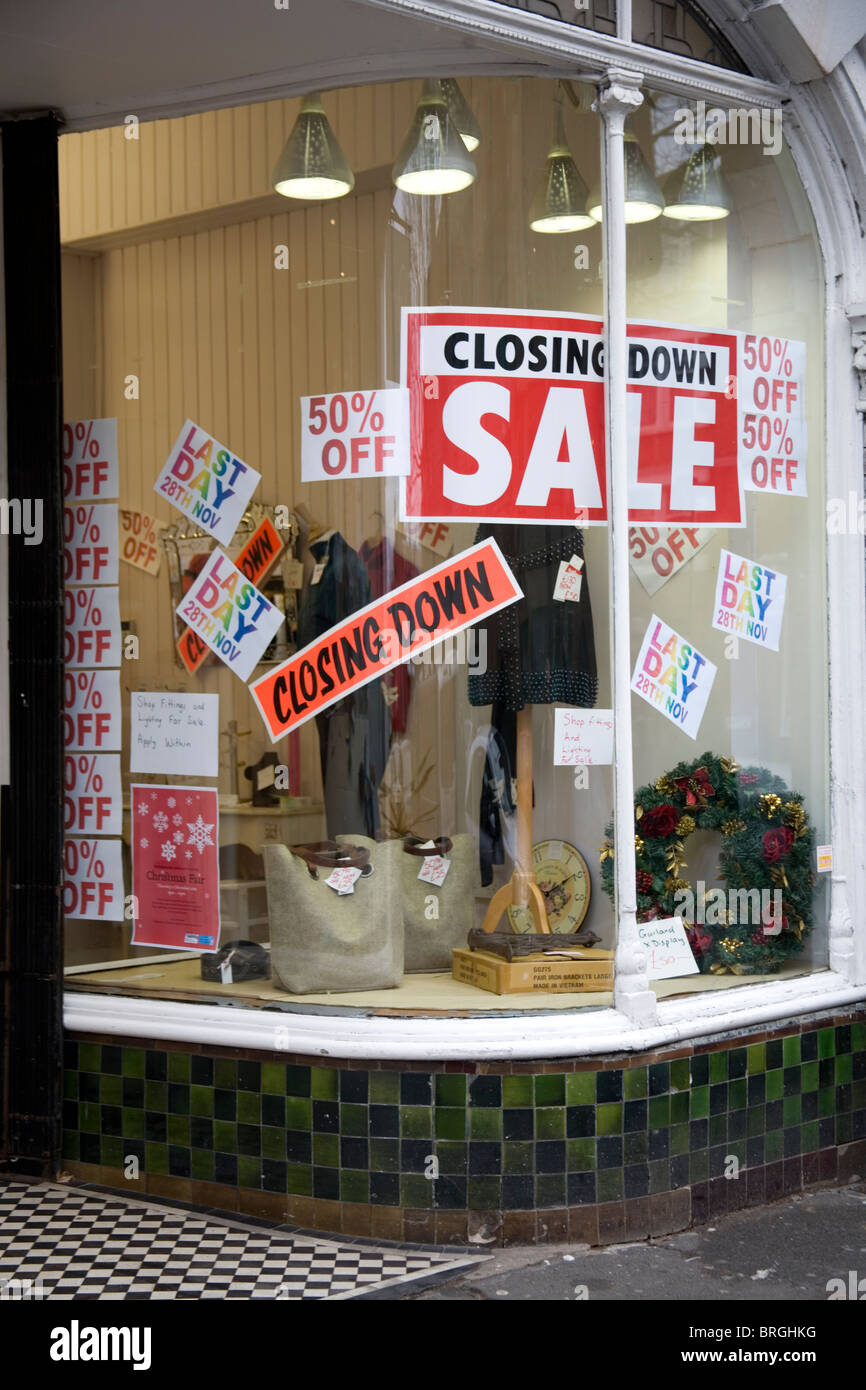 Shop closing down Stock Photo - Alamy