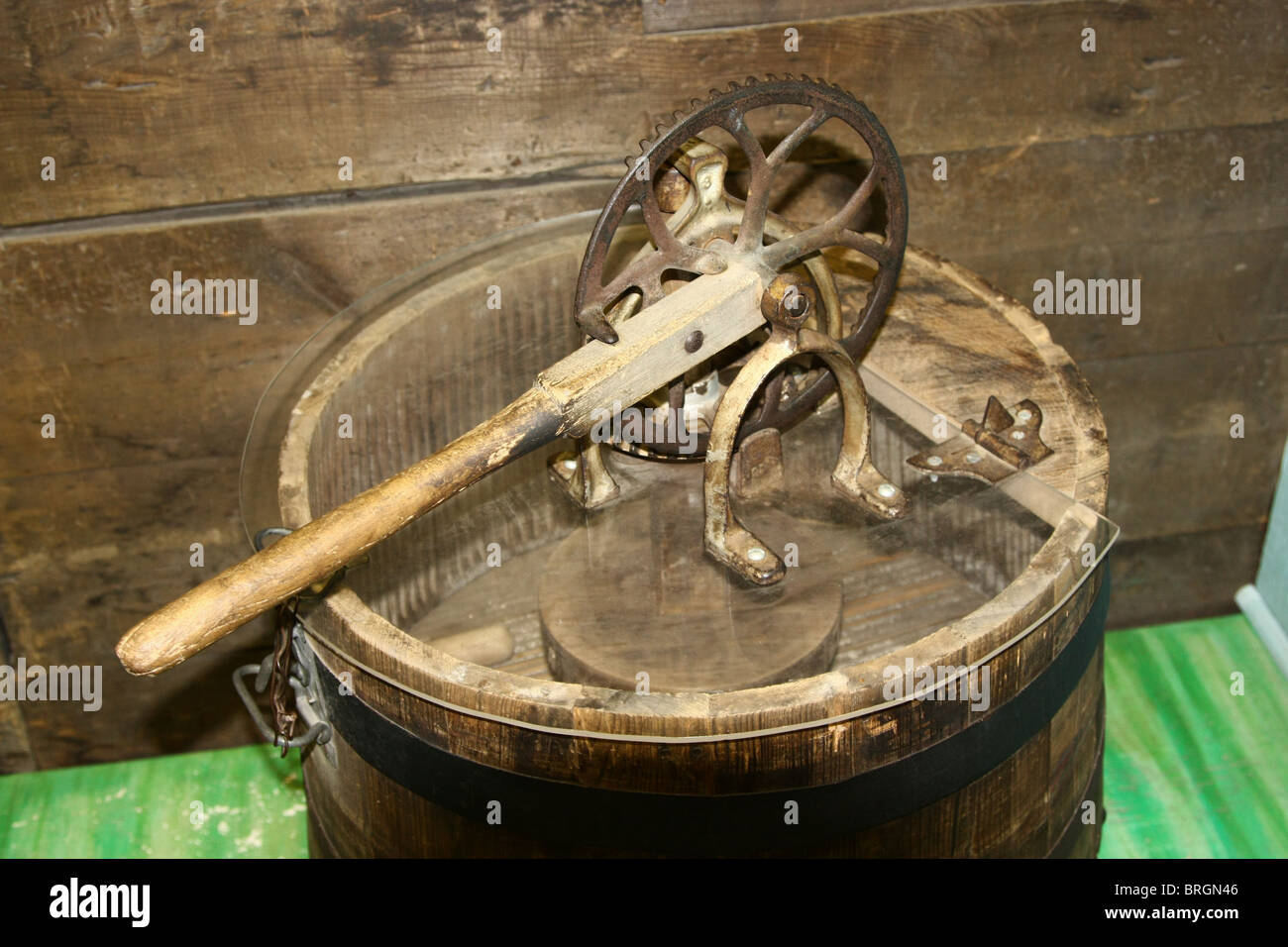 vintage wooden washing machine Stock Photo - Alamy