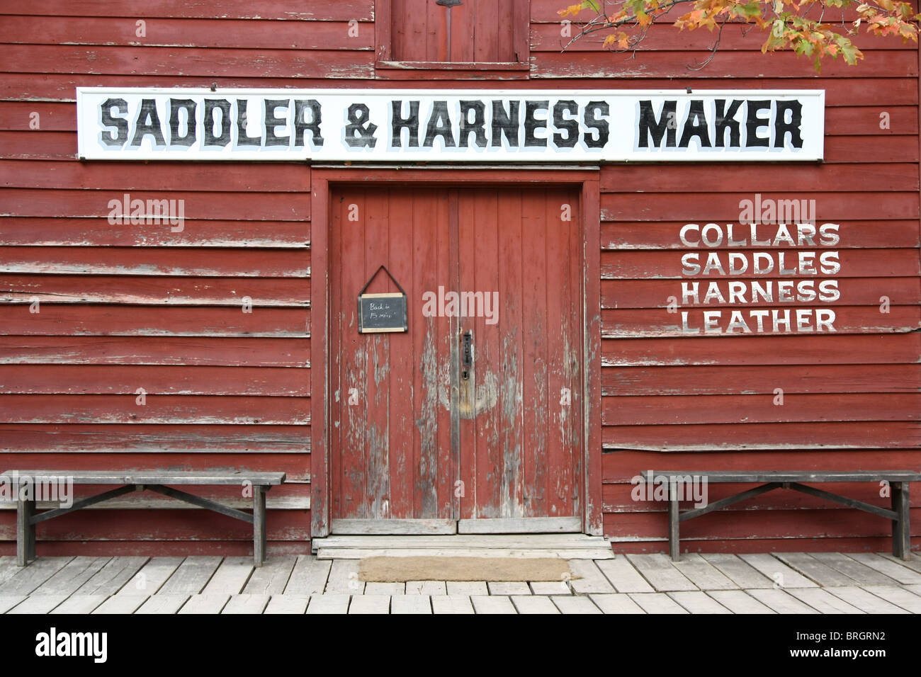 Saddler hi-res stock photography and images - Alamy