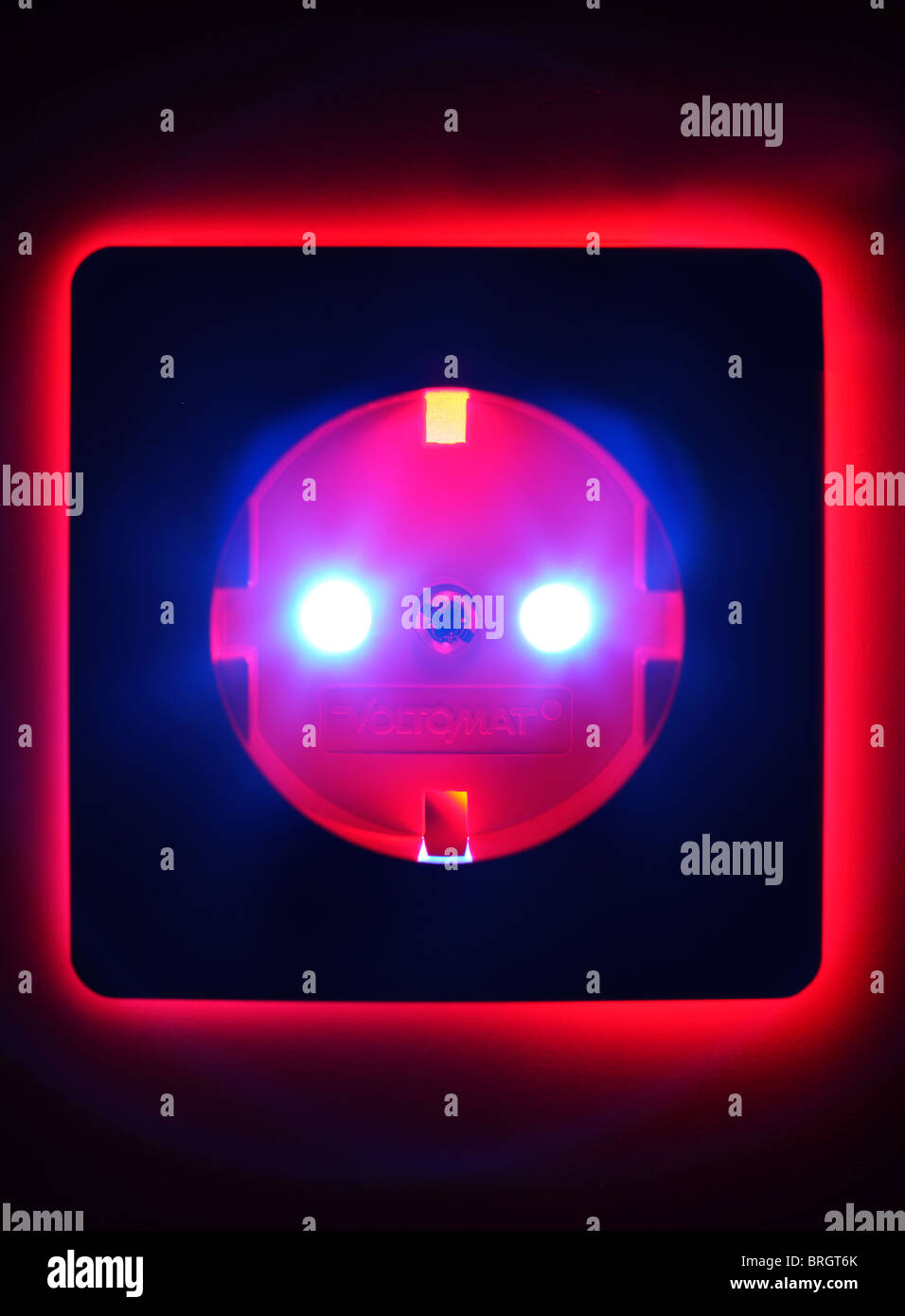 Socket symbol hi-res stock photography and images - Alamy