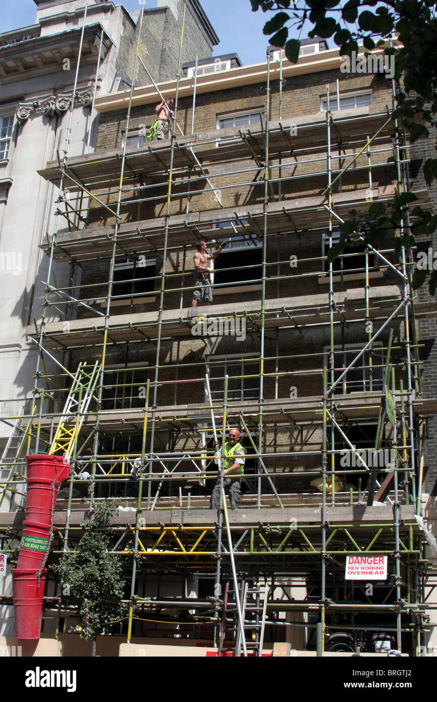 Scaffolding in Westminster area of London, England, UK Stock Photo - Alamy