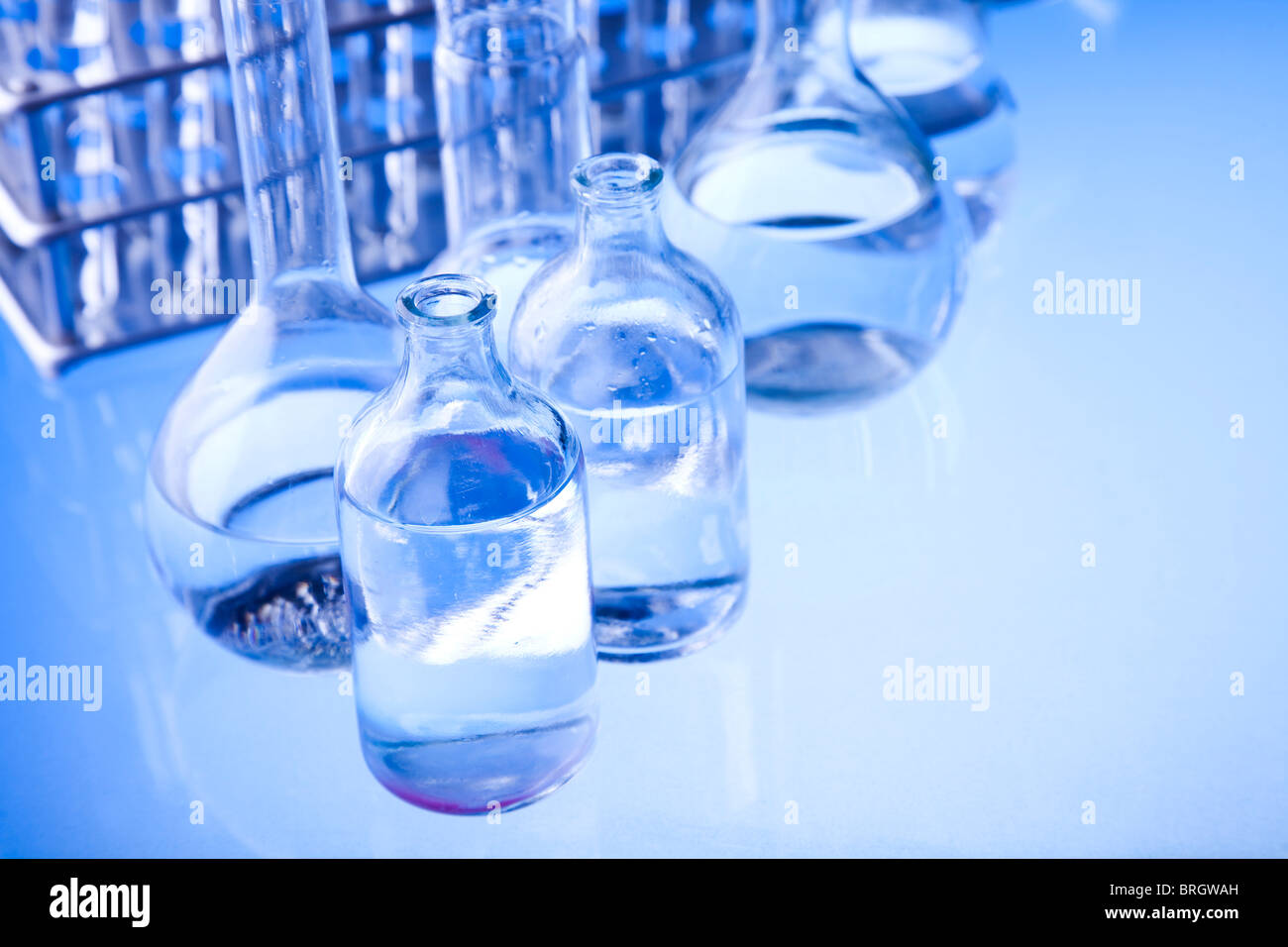 Chemical laboratory glassware equipment Stock Photo - Alamy