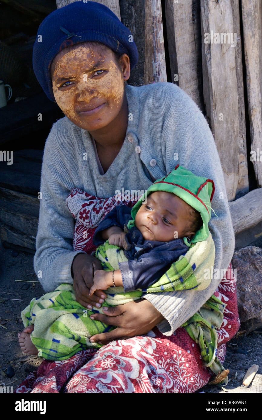 Antandroy woman and baby, Madagascar Stock Photo - Alamy