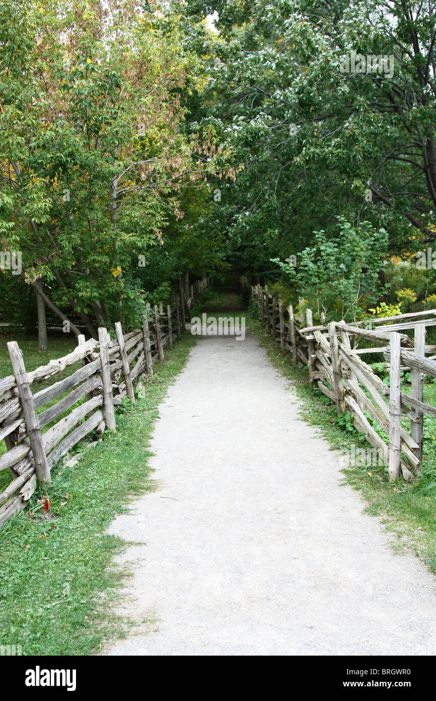 Country road with fence hi-res stock photography and images - Alamy
