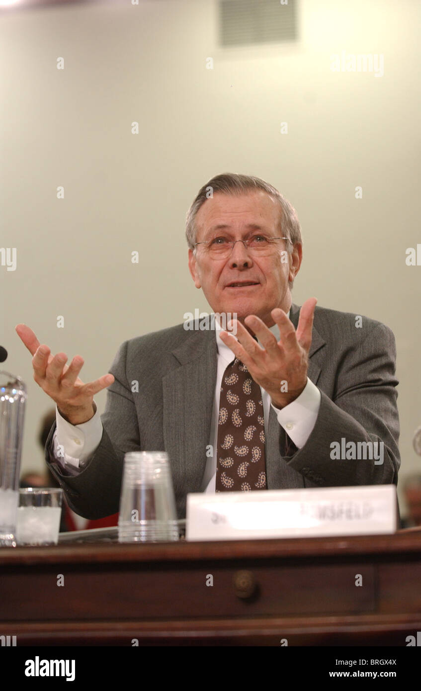 Donald rumsfeld appropriations hearing hi-res stock photography and ...