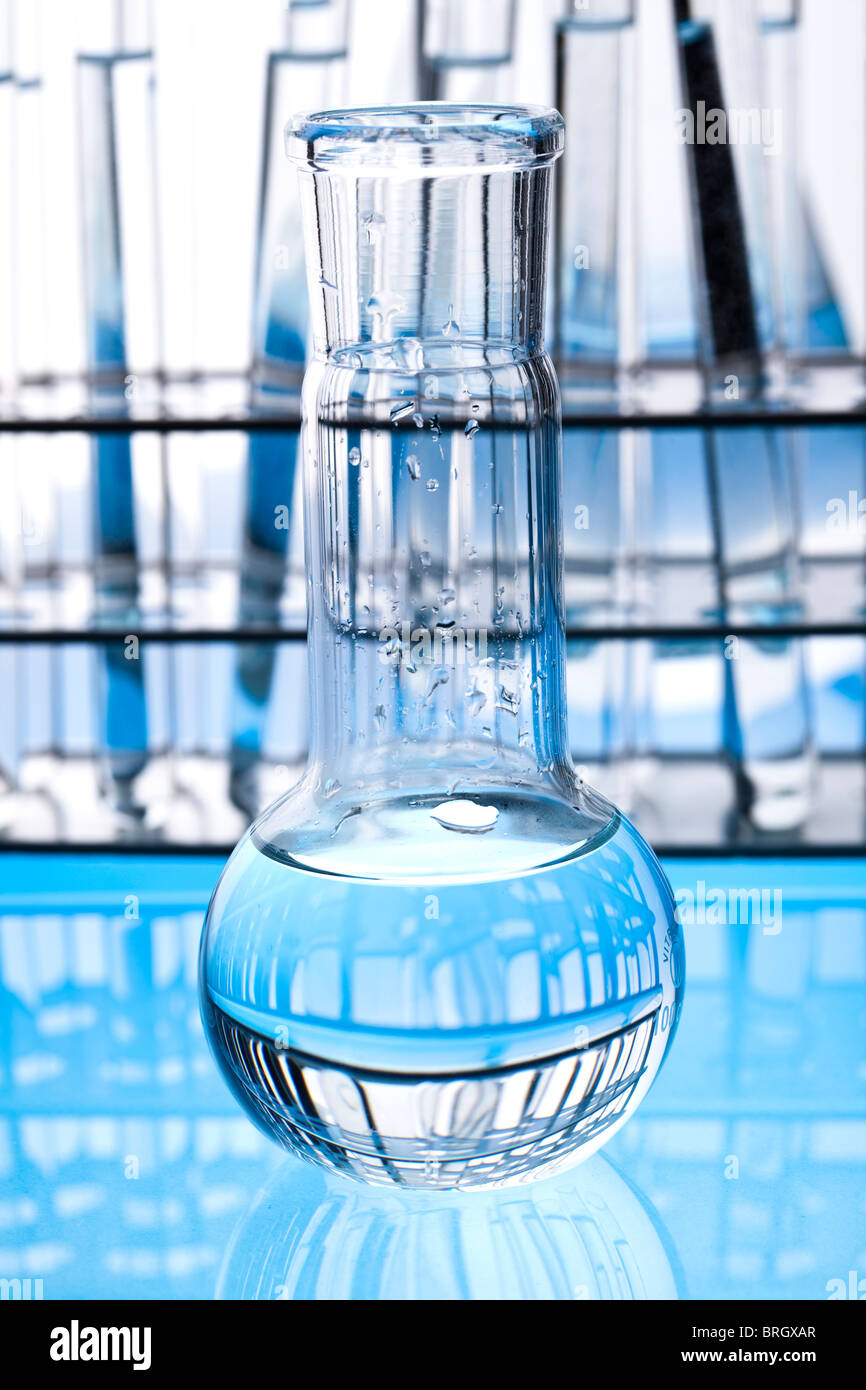 Chemical laboratory glassware equipment Stock Photo - Alamy