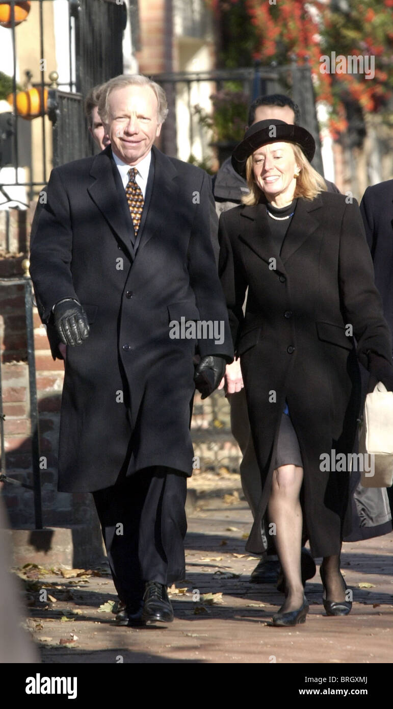 Democratic Vice Presidential candidate Joe Lieberman walks to the ...