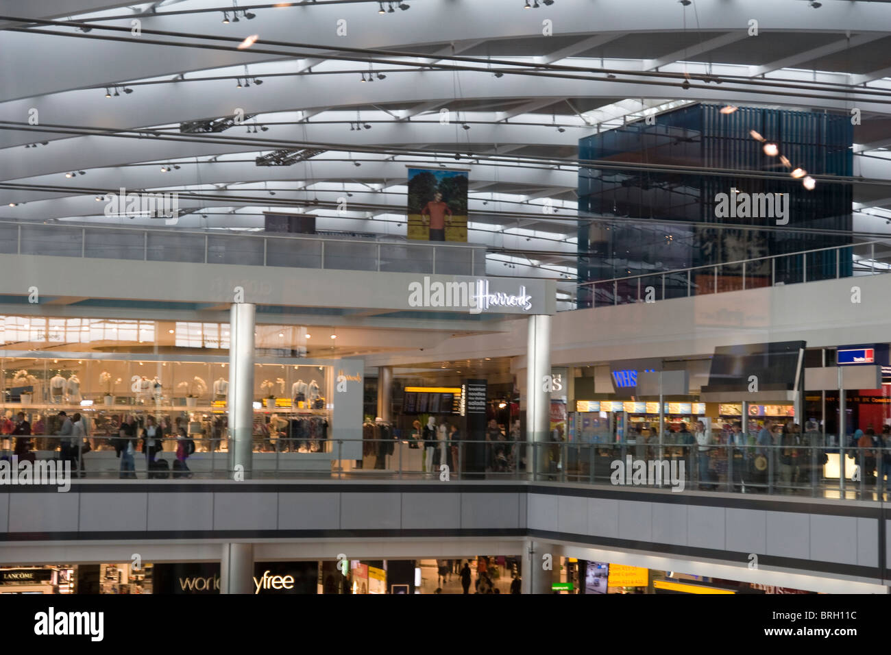 Interior of Terminal 5 Heathrow Airport Stock Photo - Alamy