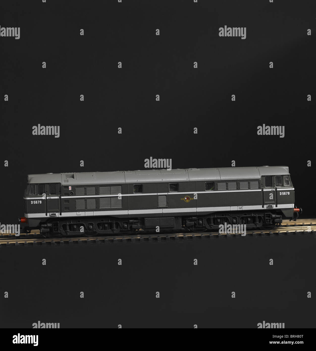 Class 31 Diesel Locomotive, BR Brunswick Green Livery Stock Photo - Alamy