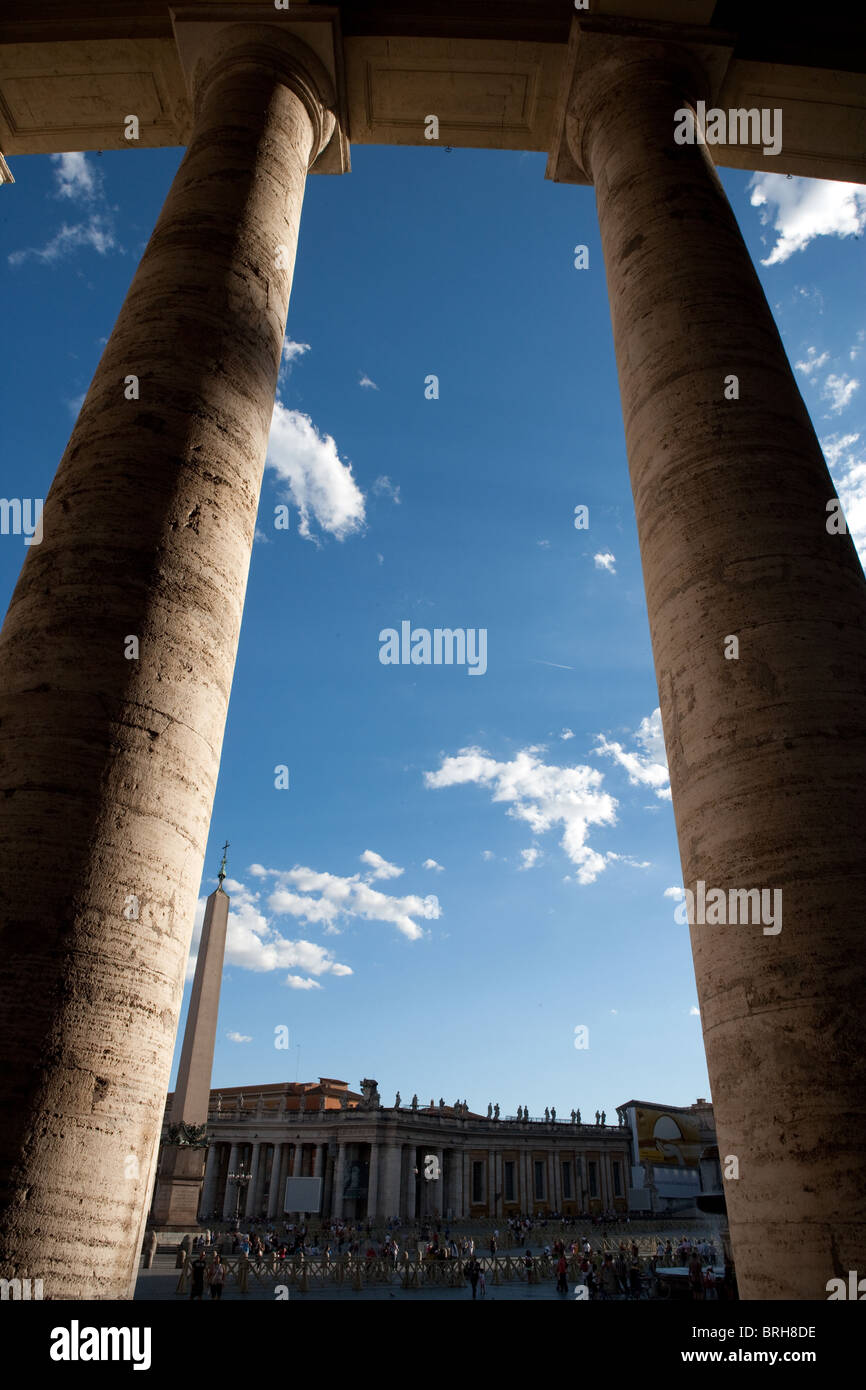 St Peter square columns Bernini Colonnade landmark Stock Photo - Alamy