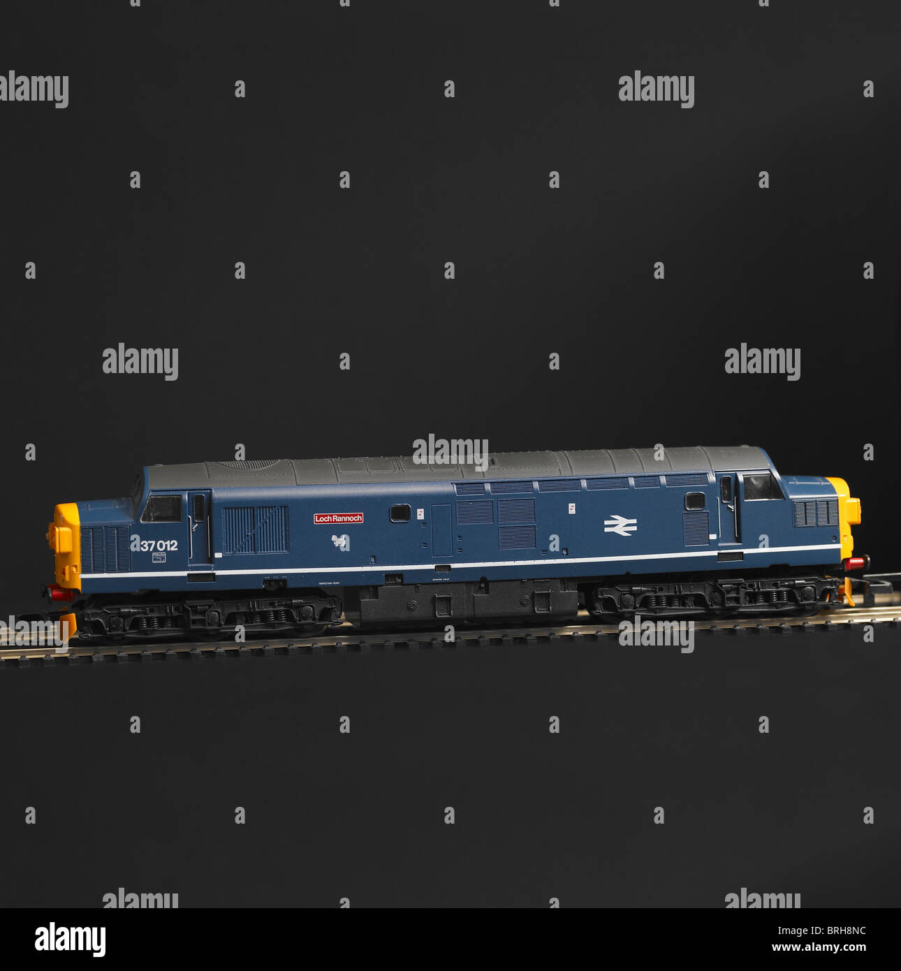 Class 37 Diesel Locomotive, BR Blue Stock Photo - Alamy
