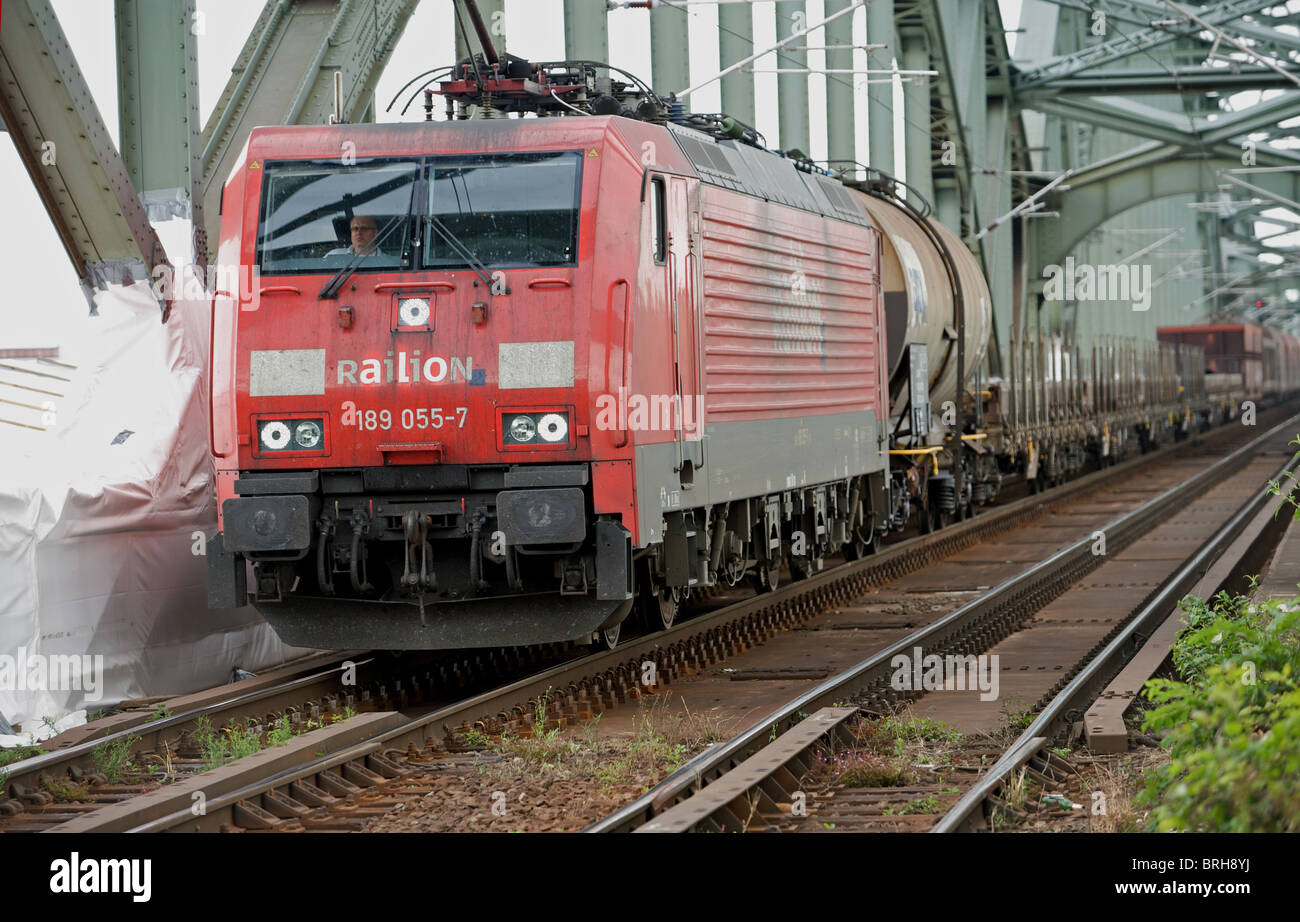 Class 189 electric locomotive High Resolution Stock Photography and ...